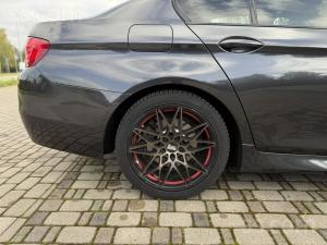 Grey BMW 520 2011 in Cesis, with an engine capacity of 2.00 L and mileage of 280 thousand km for 9990 €, photo 32 on AUTOMOTO.COM.LV