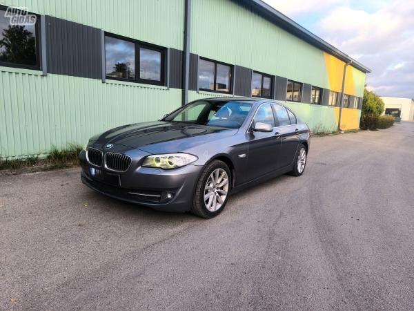 Grey BMW 520 2011 in Kaunas, with an engine capacity of 2.00 L and mileage of 294 thousand km for 7000 €, photo 1 on AUTOMOTO.COM.LV