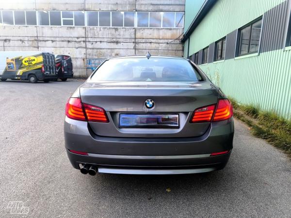 Grey BMW 520 2011 in Kaunas, with an engine capacity of 2.00 L and mileage of 294 thousand km for 7000 €, photo 7 on AUTOMOTO.COM.LV