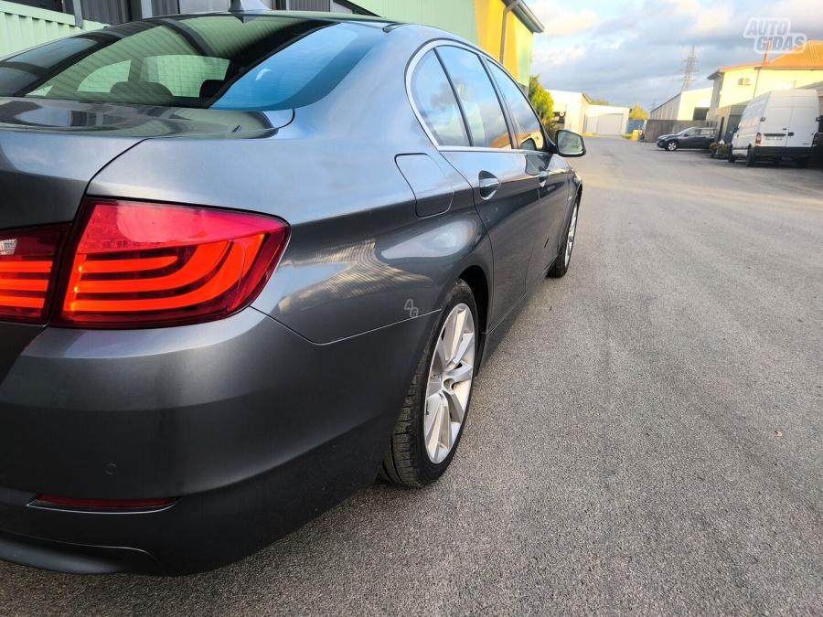 Pelēks BMW 520 2011 Kauņa, ar dzinēja tilpumu 2.00 L un nobraukumu 294 tūkst. km par 7000 €, foto 8 vietnē AUTOMOTO.COM.LV