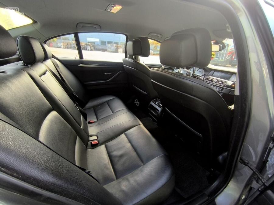 Pelēks BMW 520 2011 Kauņa, ar dzinēja tilpumu 2.00 L un nobraukumu 294 tūkst. km par 7000 €, foto 21 vietnē AUTOMOTO.COM.LV