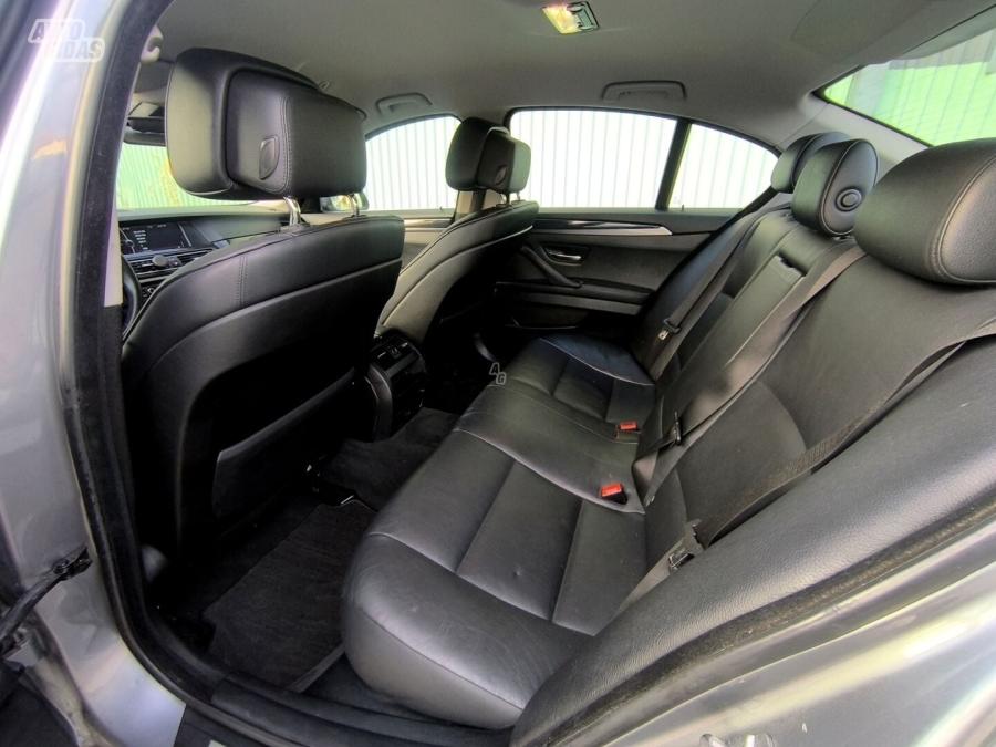 Pelēks BMW 520 2011 Kauņa, ar dzinēja tilpumu 2.00 L un nobraukumu 294 tūkst. km par 7000 €, foto 22 vietnē AUTOMOTO.COM.LV