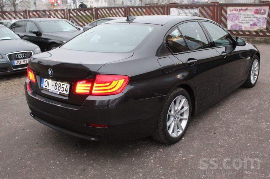 Grey BMW 520 2012 in Liepaja, with an engine capacity of 2.00 L and mileage of 197 thousand km for 8600 €, photo 4 on AUTOMOTO.COM.LV