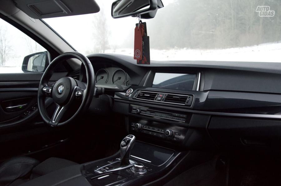 Grey BMW 520 2012 in Vilnius, with an engine capacity of 2.00 L and mileage of 289 thousand km for 11200 €, photo 20 on AUTOMOTO.COM.LV