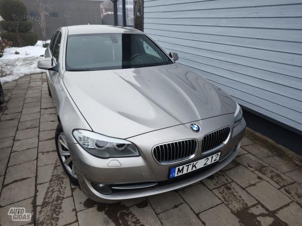 Grey BMW 520 2012 in Klaipeda, with an engine capacity of 2.00 L and mileage of 167 thousand km for 9500 €, photo 1 on AUTOMOTO.COM.LV