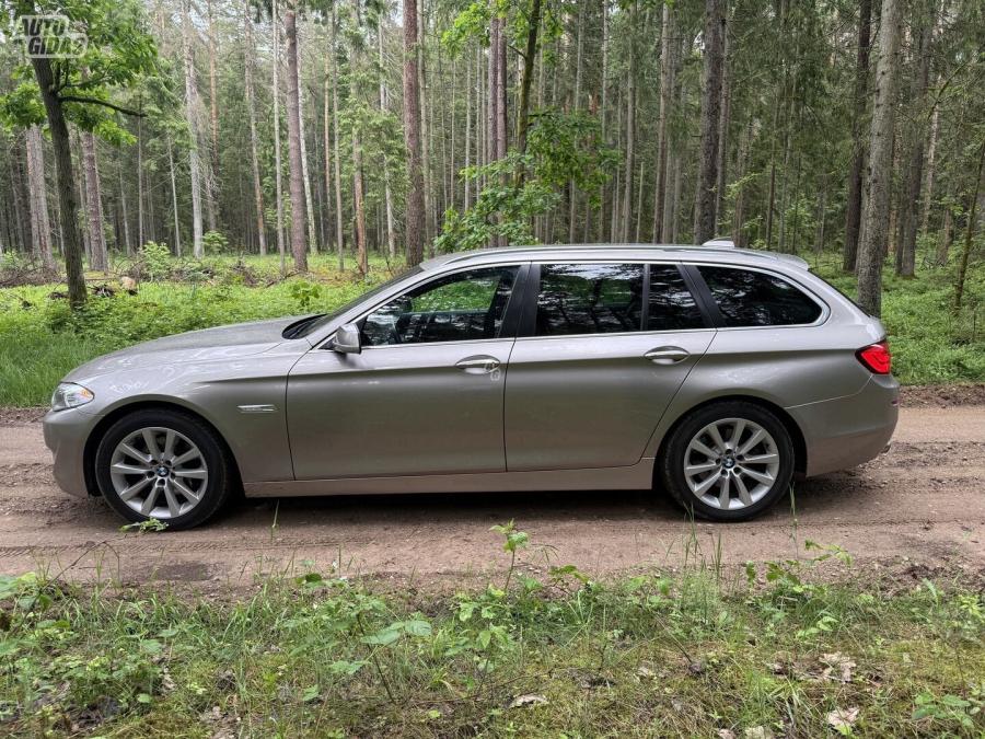Grey BMW 520 2012 in Kaunas, with an engine capacity of 2.00 L and mileage of 366 thousand km for 8699 €, photo 8 on AUTOMOTO.COM.LV