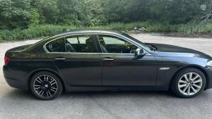Grey BMW 520 2012 in Kaunas, with an engine capacity of 2.00 L and mileage of 337 thousand km for 6800 €, photo 7 on AUTOMOTO.COM.LV
