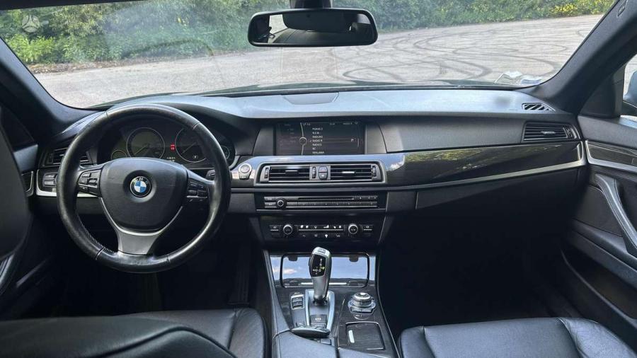 Grey BMW 520 2012 in Kaunas, with an engine capacity of 2.00 L and mileage of 337 thousand km for 6800 €, photo 14 on AUTOMOTO.COM.LV