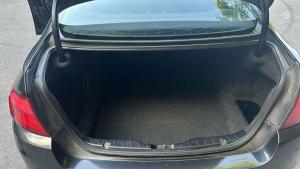 Grey BMW 520 2012 in Kaunas, with an engine capacity of 2.00 L and mileage of 337 thousand km for 6800 €, photo 16 on AUTOMOTO.COM.LV
