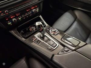 Grey BMW 520 2012 in Marijampole, with an engine capacity of 2.00 L and mileage of 339 thousand km for 8450 €, photo 9 on AUTOMOTO.COM.LV