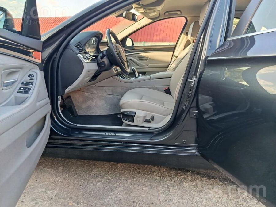 Pelēks BMW 520 2012 Rīga, ar dzinēja tilpumu 2.00 L un nobraukumu 212 tūkst. km par 9600 €, foto 15 vietnē AUTOMOTO.COM.LV
