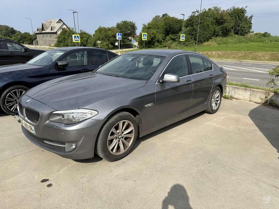 Pelēks BMW 520 2012 Kauņa, ar dzinēja tilpumu 2.00 L un nobraukumu 265 tūkst. km par 3650 €, foto 1 vietnē AUTOMOTO.COM.LV