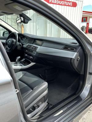 Grey BMW 520 2012 in Vilnius, with an engine capacity of 2.00 L and mileage of 323 thousand km for 9700 €, photo 16 on AUTOMOTO.COM.LV