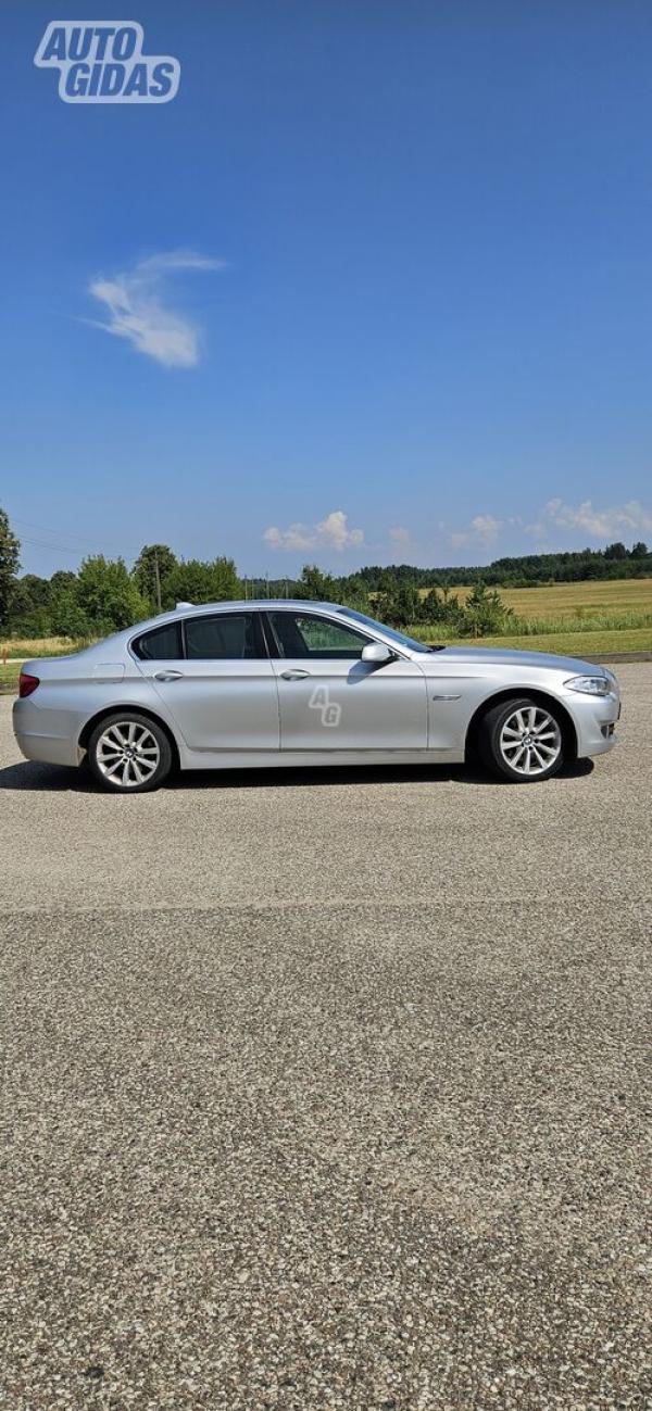 BMW 520 2012 Viļņa vietnē Pelēks BMW 520 2012 Viļņa, ar dzinēja tilpumu 2.00 L un nobraukumu 274 tūkst. km par 8190 €, foto 5 vietnē AUTOMOTO.COM.LV