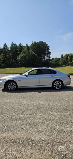 Grey BMW 520 2012 in Vilnius, with an engine capacity of 2.00 L and mileage of 274 thousand km for 8190 €, photo 6 on AUTOMOTO.COM.LV