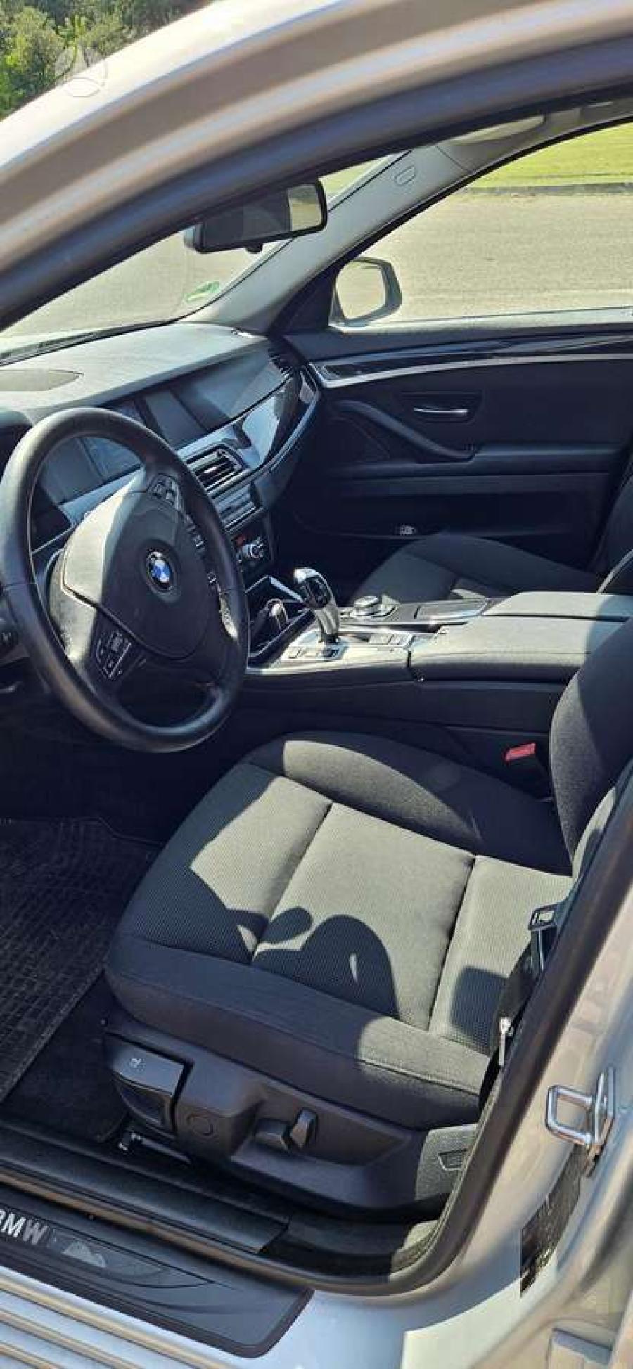 Grey BMW 520 2012 in Vilnius, with an engine capacity of 2.00 L and mileage of 274 thousand km for 8190 €, photo 10 on AUTOMOTO.COM.LV