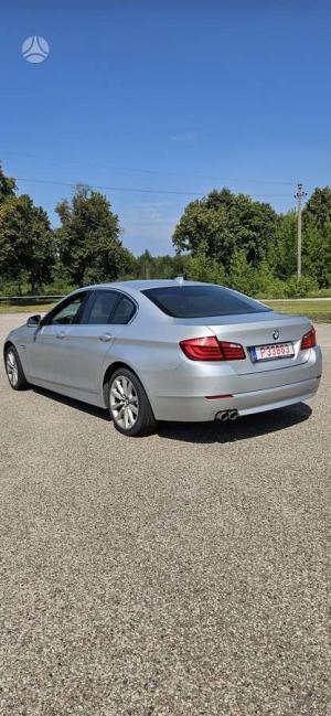 Grey BMW 520 2012 in Vilnius, with an engine capacity of 2.00 L and mileage of 274 thousand km for 8190 €, photo 17 on AUTOMOTO.COM.LV