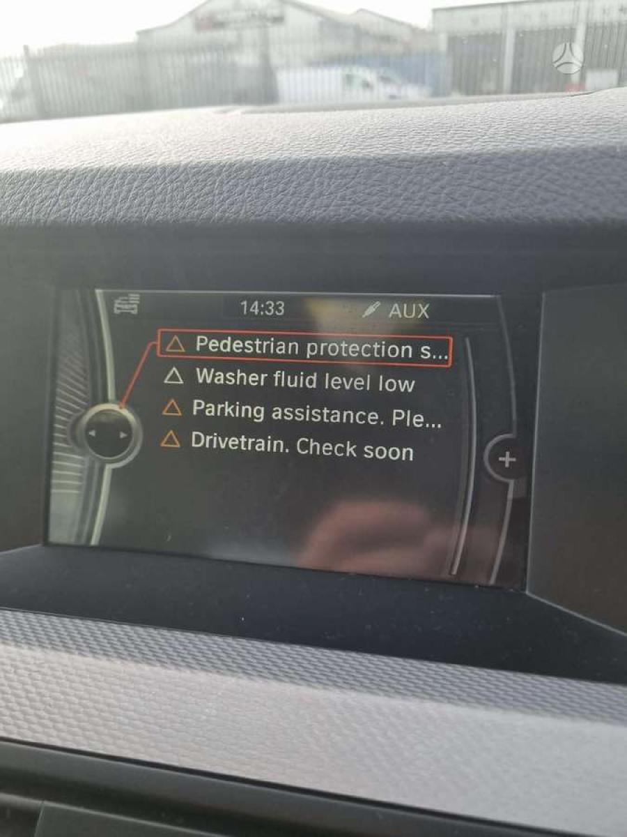 Pelēks BMW 520 2013 Vievis, ar dzinēja tilpumu 2.00 L un nobraukumu 201 tūkst. km par 4300 €, foto 14 vietnē AUTOMOTO.COM.LV