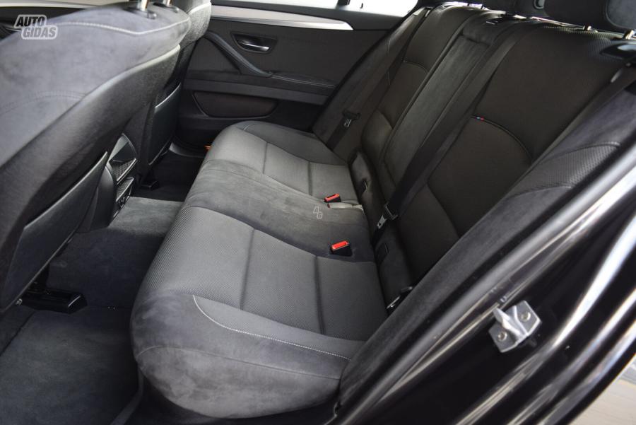 Grey BMW 520 2013 in Vilnius, with an engine capacity of 2.00 L and mileage of 312 thousand km for 10500 €, photo 11 on AUTOMOTO.COM.LV