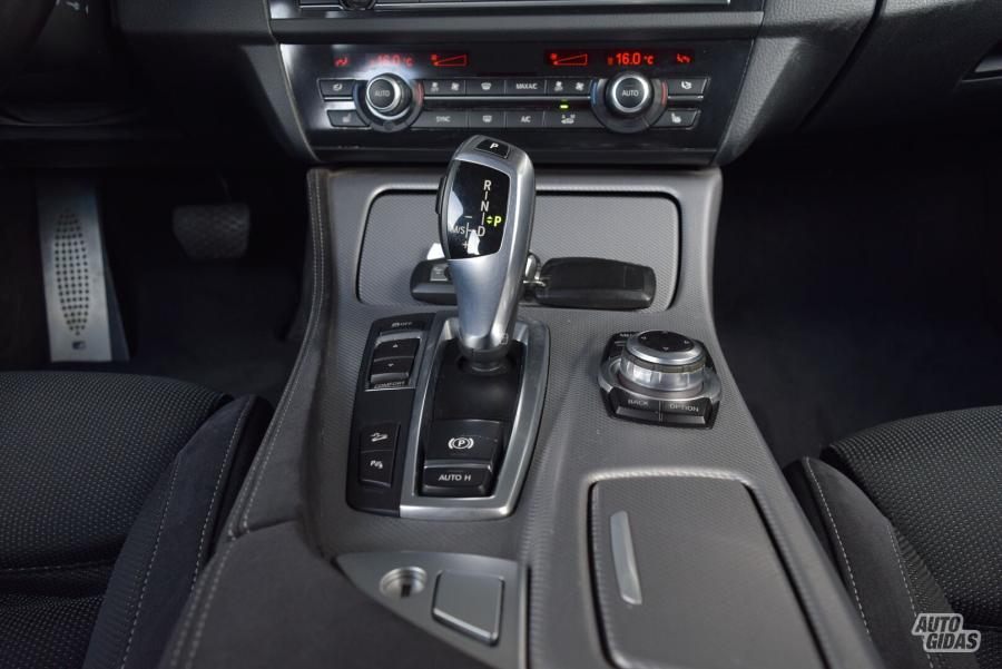 Grey BMW 520 2013 in Vilnius, with an engine capacity of 2.00 L and mileage of 312 thousand km for 10500 €, photo 12 on AUTOMOTO.COM.LV