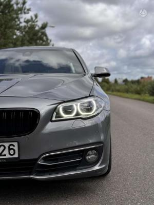 Grey BMW 520 2013 in Klaipeda, with an engine capacity of 2.00 L and mileage of 368 thousand km for 10200 €, photo 4 on AUTOMOTO.COM.LV