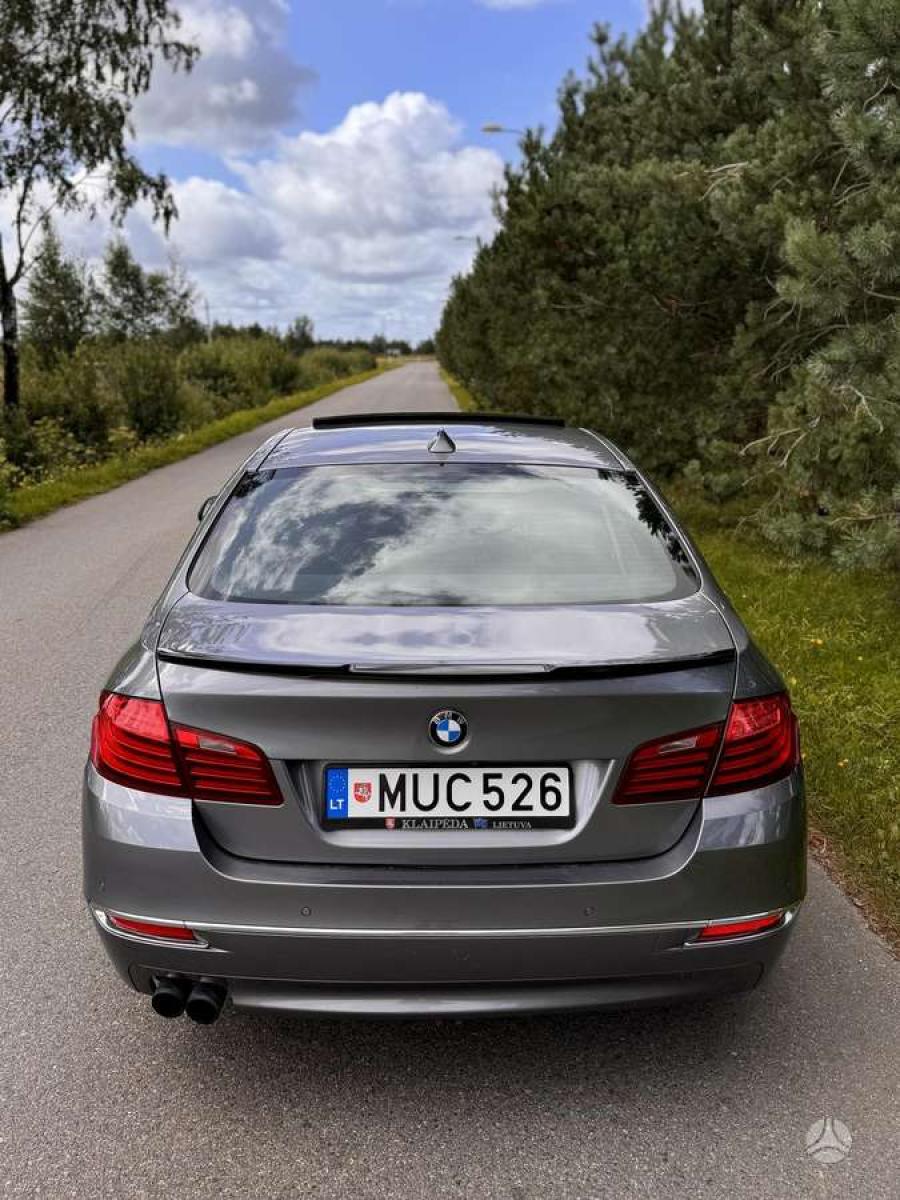Grey BMW 520 2013 in Klaipeda, with an engine capacity of 2.00 L and mileage of 368 thousand km for 10200 €, photo 10 on AUTOMOTO.COM.LV