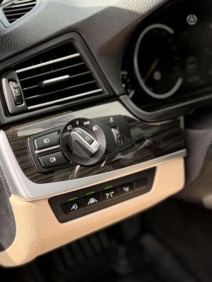 Grey BMW 520 2013 in Klaipeda, with an engine capacity of 2.00 L and mileage of 368 thousand km for 10200 €, photo 27 on AUTOMOTO.COM.LV