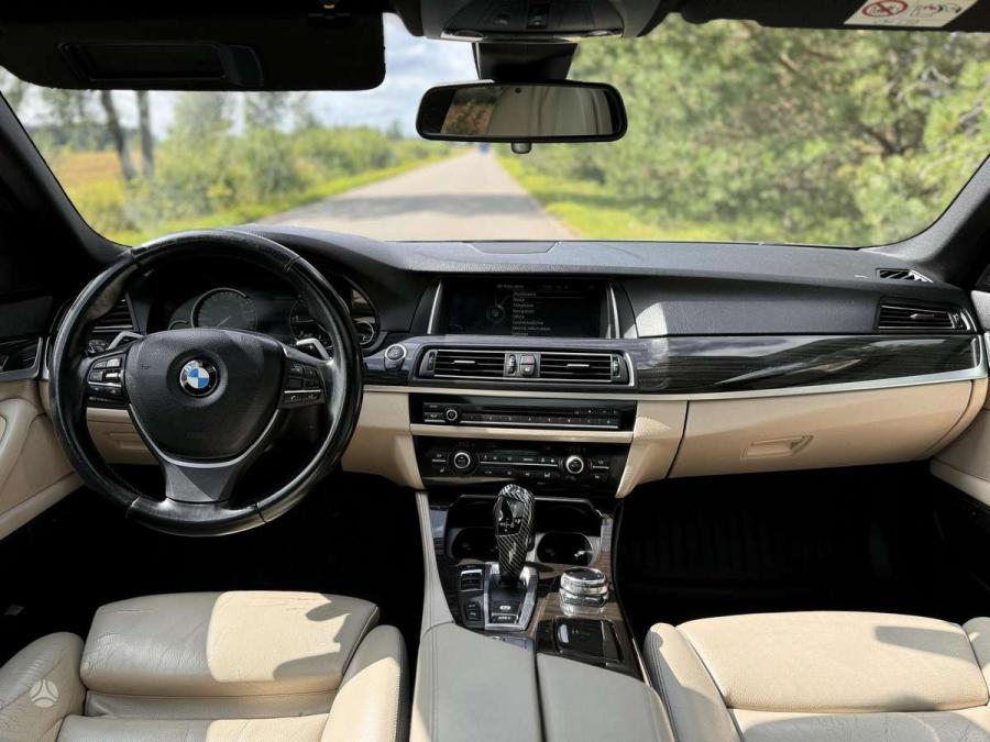 Grey BMW 520 2013 in Klaipeda, with an engine capacity of 2.00 L and mileage of 368 thousand km for 10200 €, photo 29 on AUTOMOTO.COM.LV