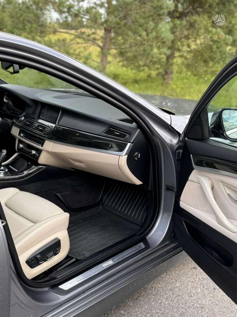Grey BMW 520 2013 in Klaipeda, with an engine capacity of 2.00 L and mileage of 368 thousand km for 10200 €, photo 39 on AUTOMOTO.COM.LV