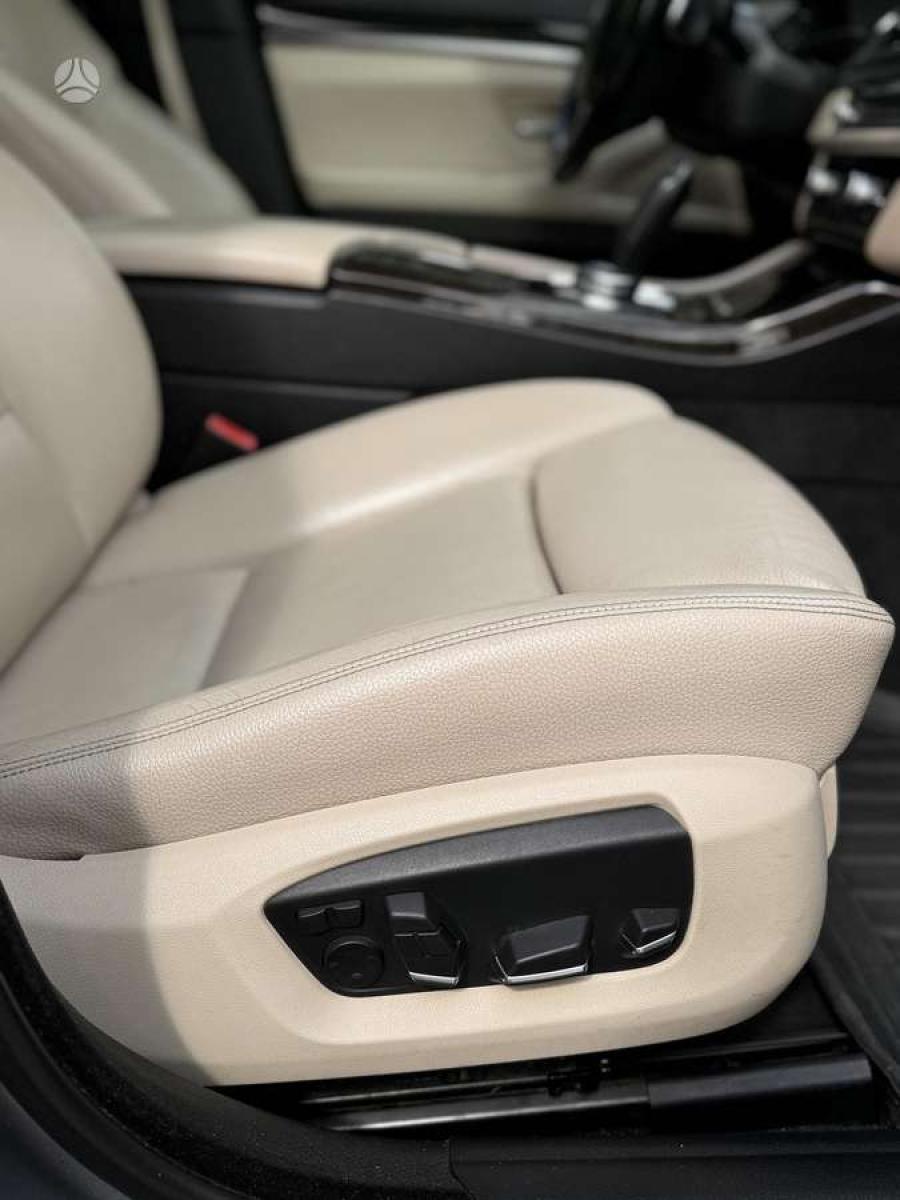 Grey BMW 520 2013 in Klaipeda, with an engine capacity of 2.00 L and mileage of 368 thousand km for 10200 €, photo 41 on AUTOMOTO.COM.LV