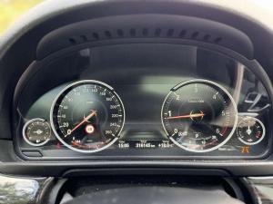 Grey BMW 520 2013 in Klaipeda, with an engine capacity of 2.00 L and mileage of 368 thousand km for 10200 €, photo 48 on AUTOMOTO.COM.LV