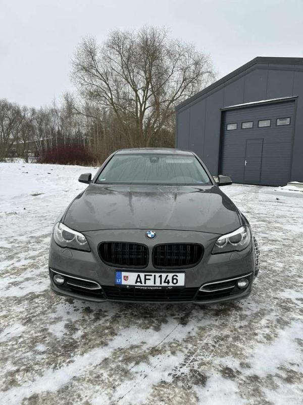 Grey BMW 520 2014 in Marijampole, with an engine capacity of 2.00 L and mileage of 289 thousand km for 11500 €, photo 1 on AUTOMOTO.COM.LV