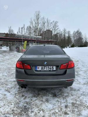Grey BMW 520 2014 in Marijampole, with an engine capacity of 2.00 L and mileage of 289 thousand km for 11500 €, photo 4 on AUTOMOTO.COM.LV