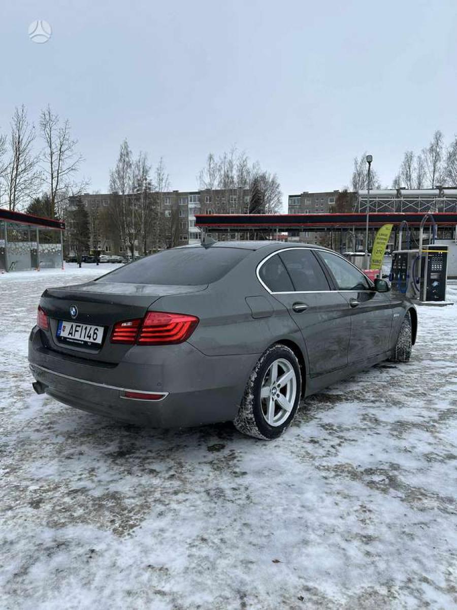 Grey BMW 520 2014 in Marijampole, with an engine capacity of 2.00 L and mileage of 289 thousand km for 11500 €, photo 5 on AUTOMOTO.COM.LV