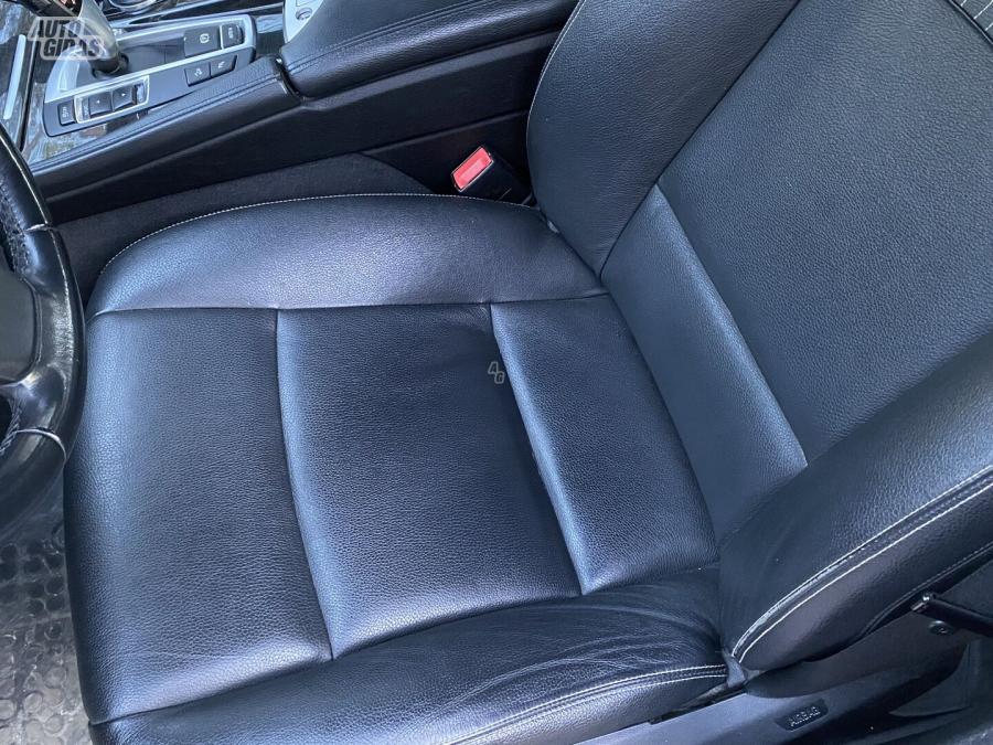 Grey BMW 520 2014 in Vilnius, with an engine capacity of 2.00 L and mileage of 295 thousand km for 10000 €, photo 10 on AUTOMOTO.COM.LV