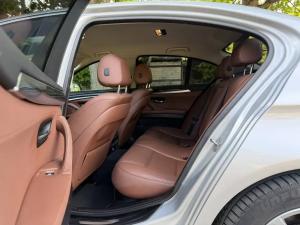 Grey BMW 520 2014 in Rezekne, with an engine capacity of 2.00 L and mileage of 245 thousand km for 7490 €, photo 12 on AUTOMOTO.COM.LV
