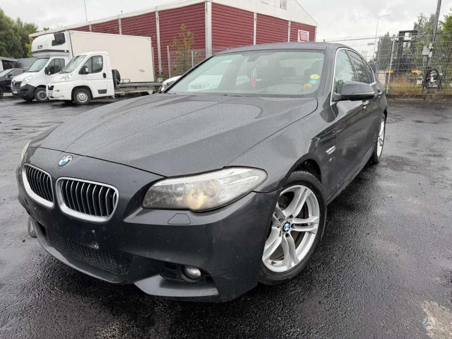 Grey BMW 520 2014 in Utena, with an engine capacity of 2.00 L and mileage of 400 thousand km for 6650 €, photo 3 on AUTOMOTO.COM.LV