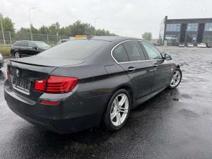 Grey BMW 520 2014 in Utena, with an engine capacity of 2.00 L and mileage of 400 thousand km for 6650 €, photo 4 on AUTOMOTO.COM.LV