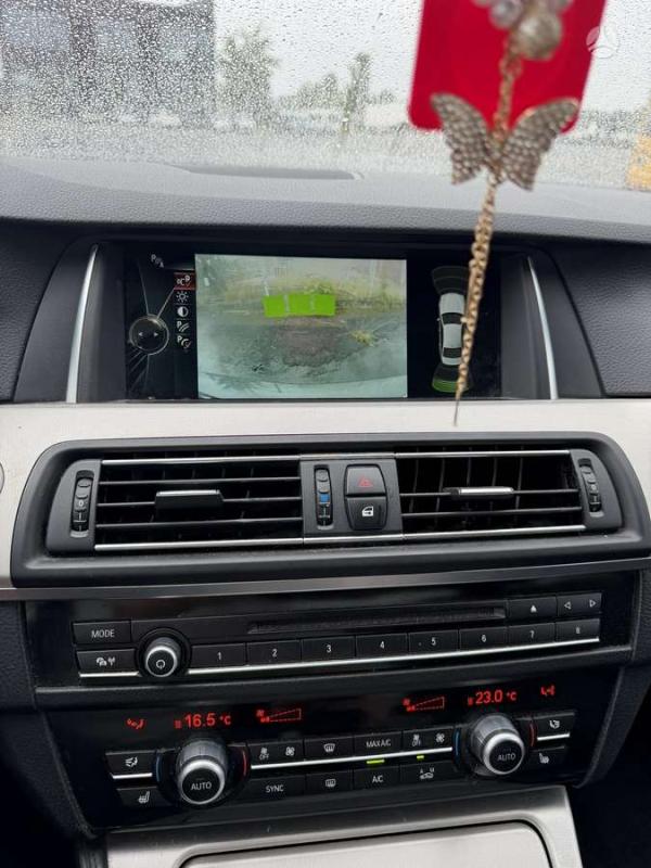 Grey BMW 520 2014 in Utena, with an engine capacity of 2.00 L and mileage of 400 thousand km for 6650 €, photo 8 on AUTOMOTO.COM.LV