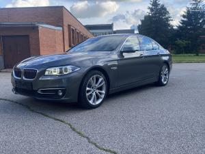 Grey BMW 520 2014 in Vilnius, with an engine capacity of 2.00 L and mileage of 295 thousand km for 9600 €, photo  on AUTOMOTO.COM.LV