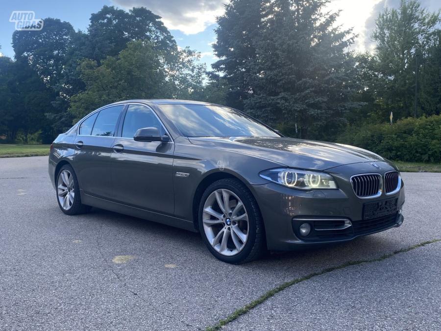 Grey BMW 520 2014 in Vilnius, with an engine capacity of 2.00 L and mileage of 295 thousand km for 9600 €, photo 7 on AUTOMOTO.COM.LV