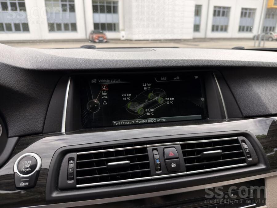 Grey BMW 520 2014 in Riga, with an engine capacity of 2.00 L and mileage of 300 thousand km for 11000 €, photo 12 on AUTOMOTO.COM.LV