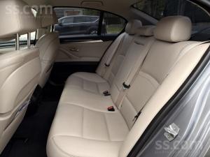 Grey BMW 520 2014 in Riga, with an engine capacity of 2.00 L and mileage of 300 thousand km for 11000 €, photo 17 on AUTOMOTO.COM.LV