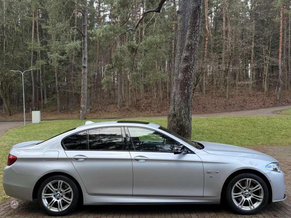 Grey BMW 520 2015 in Vilnius, with an engine capacity of 2.00 L and mileage of 221 thousand km for 10200 €, photo 5 on AUTOMOTO.COM.LV