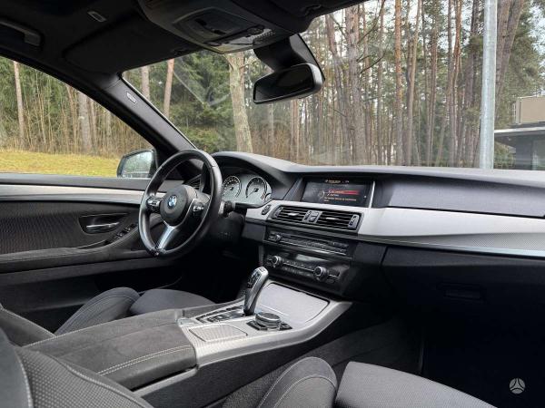 Grey BMW 520 2015 in Vilnius, with an engine capacity of 2.00 L and mileage of 221 thousand km for 10200 €, photo 6 on AUTOMOTO.COM.LV