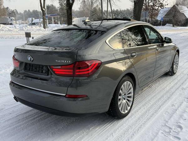 Grey BMW 520 2015 in Prienai, with an engine capacity of 2.00 L and mileage of 220 thousand km for 15950 €, photo 8 on AUTOMOTO.COM.LV