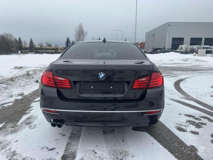 Pelēks BMW 520 2015 Viļņa, ar dzinēja tilpumu 2.00 L un nobraukumu 227 tūkst. km par 11650 €, foto 9 vietnē AUTOMOTO.COM.LV