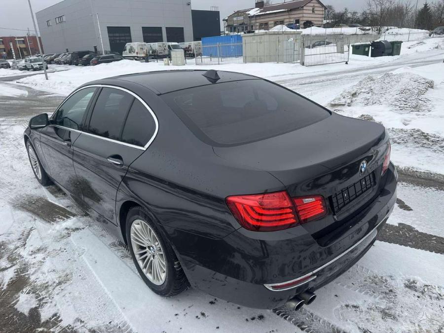 Pelēks BMW 520 2015 Viļņa, ar dzinēja tilpumu 2.00 L un nobraukumu 227 tūkst. km par 11650 €, foto 14 vietnē AUTOMOTO.COM.LV