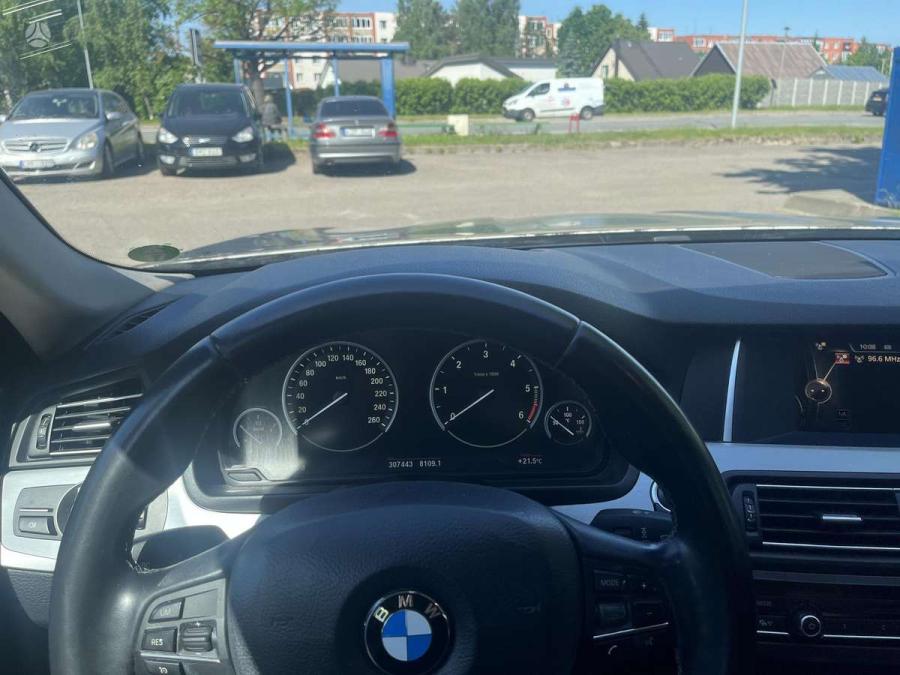 Pelēks BMW 520 2015 Panevēža, ar dzinēja tilpumu 2.00 L un nobraukumu 307 tūkst. km par 7300 €, foto 7 vietnē AUTOMOTO.COM.LV