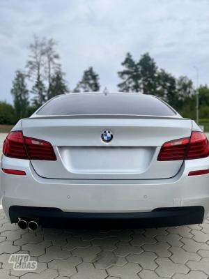 Grey BMW 520 2015 in Vilnius, with an engine capacity of 2.00 L and mileage of 227 thousand km for 12000 €, photo 8 on AUTOMOTO.COM.LV